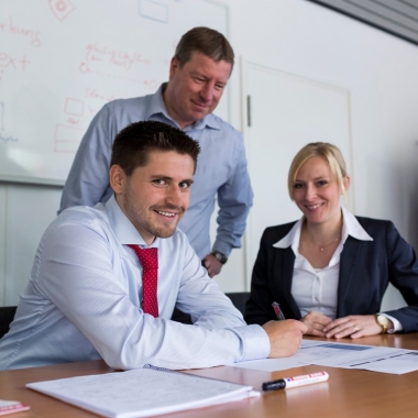 MACH als Arbeitgeber: Gehalt, Karriere, Benefits | kununu