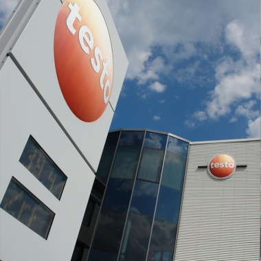 Testo Industrial Services als Arbeitgeber: Gehalt, Karriere, Benefits