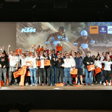 KTM als Arbeitgeber: Gehalt, Karriere, Benefits