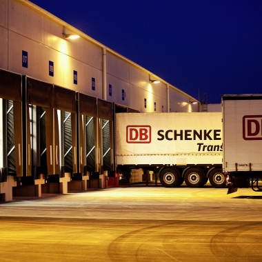 TRANSA Spedition als Arbeitgeber: Gehalt, Karriere, Benefits | kununu