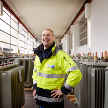 EKZ (Elektrizitätswerke des Kantons Zürich) als Arbeitgeber: Gehalt ...