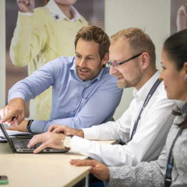 Diehl Gruppe als Arbeitgeber: Gehalt, Karriere, Benefits