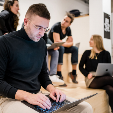 Exxeta als Arbeitgeber: Gehalt, Karriere, Benefits