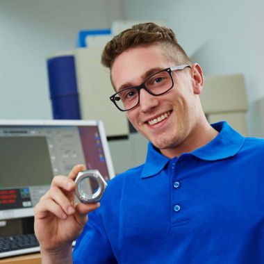 Fuchs + Sanders als Arbeitgeber: Gehalt, Karriere, Benefits