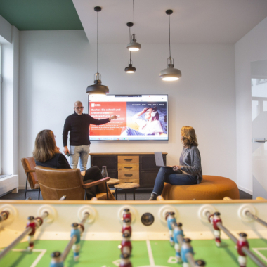 RMS Radio Marketing Service als Arbeitgeber: Gehalt, Karriere, Benefits