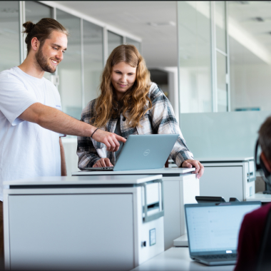 Simtra Deutschland als Arbeitgeber: Gehalt, Karriere, Benefits ...