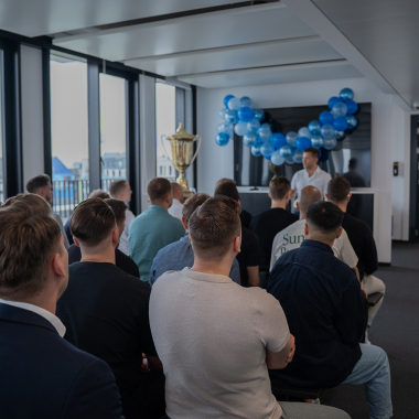 ONE HIRING als Arbeitgeber: Gehalt, Karriere, Benefits, Unternehmenskultur