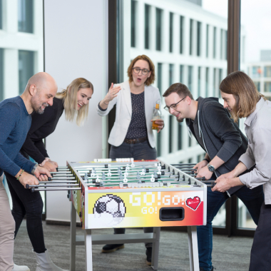 SV Informatik als Arbeitgeber: Gehalt, Karriere, Benefits ...