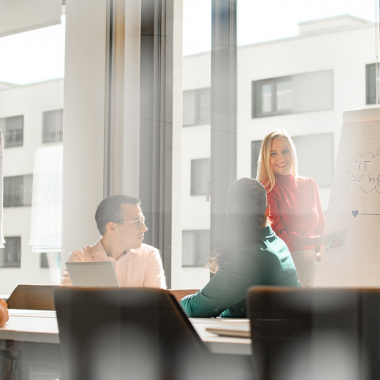 SV Informatik als Arbeitgeber: Gehalt, Karriere, Benefits ...